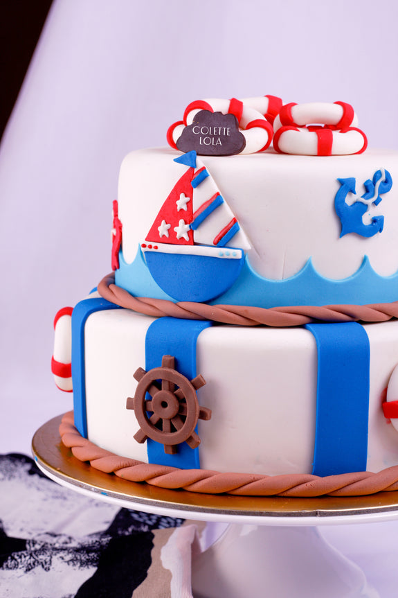 Custom Cake – Colette Lola